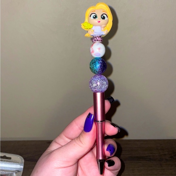 Disney | Office | Doorable Disney Tangled Rapunzel Bubblegum Beaded Pen ...